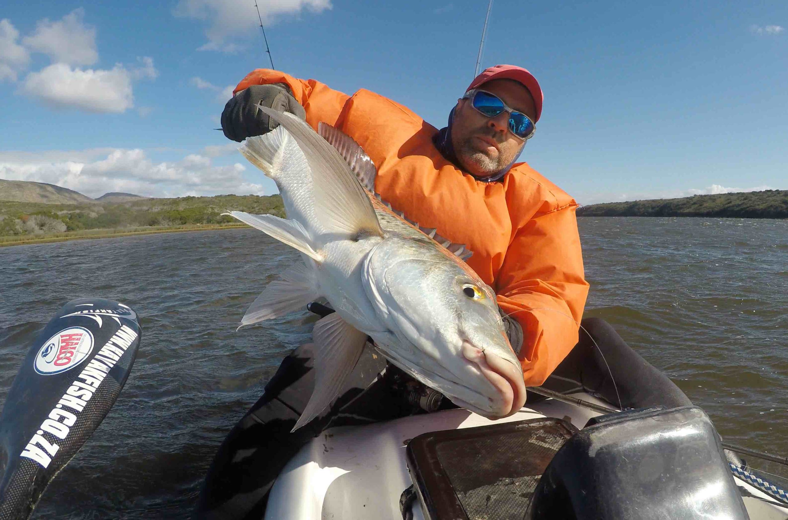 BIGGER GRUNTER | KAYAKFISH